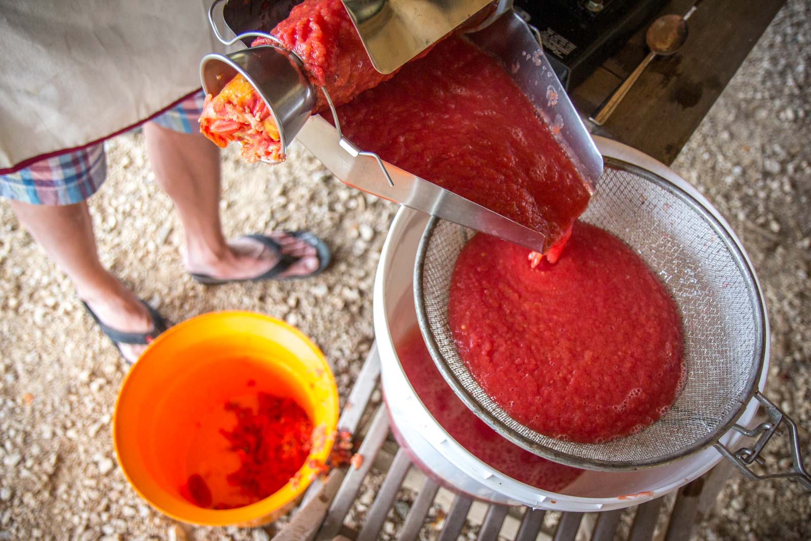 How to make tomato passata