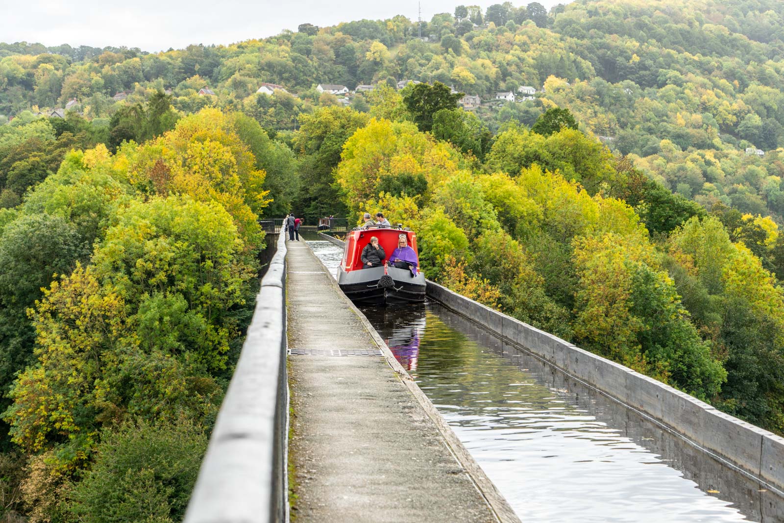 Visiting the Pontcysyllte Aqueduct on the Llangollen Canal in Wales Visiting the Pontcysyllte Aqueduct on the Llangollen Canal in Wales